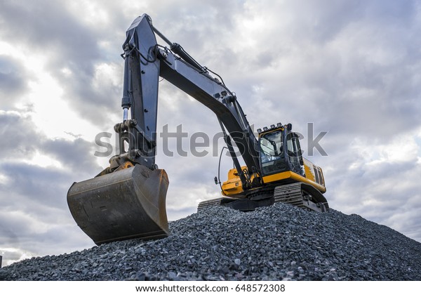Excavator Stock Photo 648572308 | Shutterstock