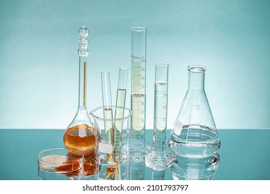 447 Triangular beaker Images, Stock Photos & Vectors | Shutterstock