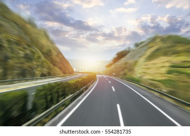 Expressway Stock Photo 554281735 | Shutterstock