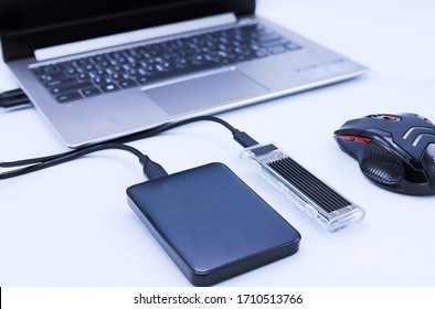 24,355 External device Images, Stock Photos & Vectors | Shutterstock