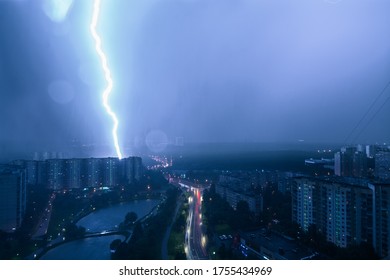 Extremely Close Lightning Strike Into Block Stock Photo 1755434969 ...
