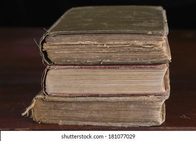 952 Eye level table Images, Stock Photos & Vectors | Shutterstock