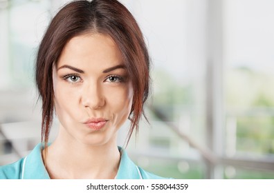 8,293 Woman Furious Facial Expression Images, Stock Photos & Vectors ...