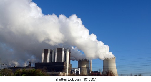 Factory Producing Smoke Pollution Which Bad Stock Photo 3040307 ...