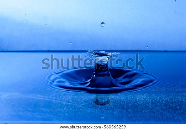 Falling Drops Water Splash Effect After Stock Photo 560565259 ...