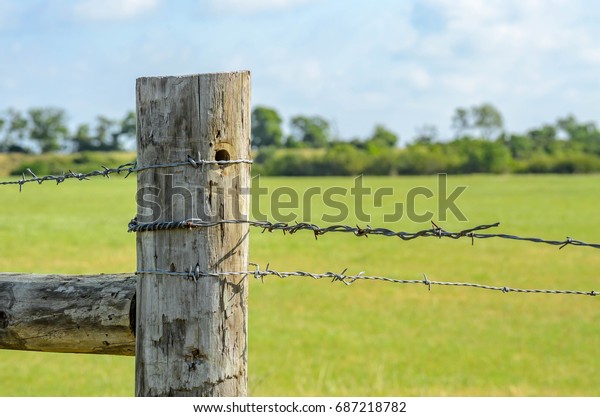 Fence Post Stock Photo 687218782 | Shutterstock