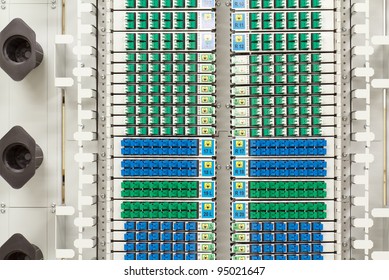 Fiber Optic Cable Management System Green Foto Stok 95021647 | Shutterstock