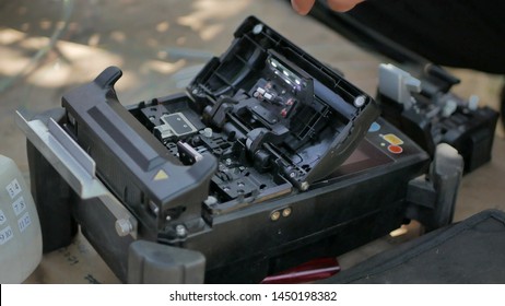 Fiber Optic Cable Splice Machine Closeup Stock Photo 1450198382 ...