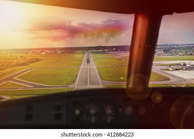 812 Cockpit view approach Stock Photos, Images & Photography | Shutterstock