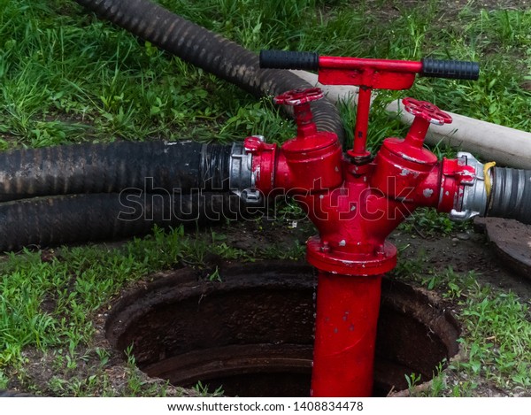 Fire Hydrant Use During Structure Fire Stock Photo 1408834478 ...