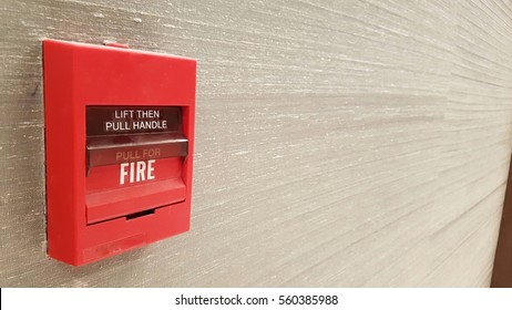 Fire Pull Box Stock Photo 560385988 | Shutterstock