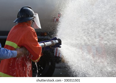 Firefighter Fighting Fire Attack Stock Photo 330311501 | Shutterstock