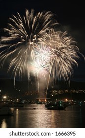 69 Fireworks inverted Images, Stock Photos & Vectors | Shutterstock