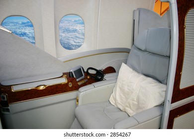 6,175 First Class Seats Images, Stock Photos & Vectors | Shutterstock