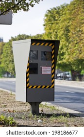 Fixed Radar Checking Speed Limit About Stock Photo 198186677 | Shutterstock