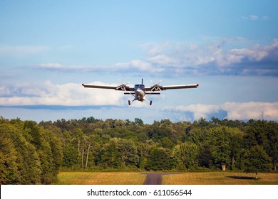 44,693 Small aircraft Stock Photos, Images & Photography | Shutterstock