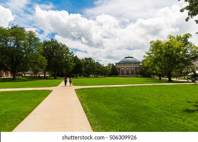 University of illinois at urbana–champaign Images, Stock Photos ...