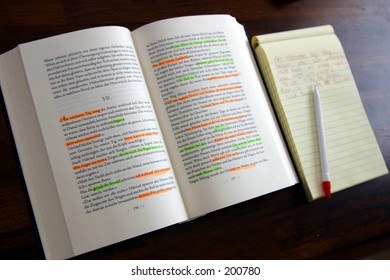 58,371 Highlighter book Images, Stock Photos & Vectors | Shutterstock