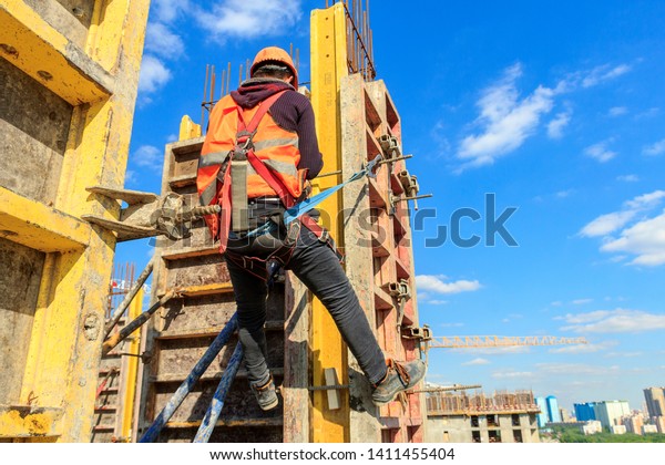 Formwork Temporary Permanent Molds Into Which库存照片1411455404 | Shutterstock