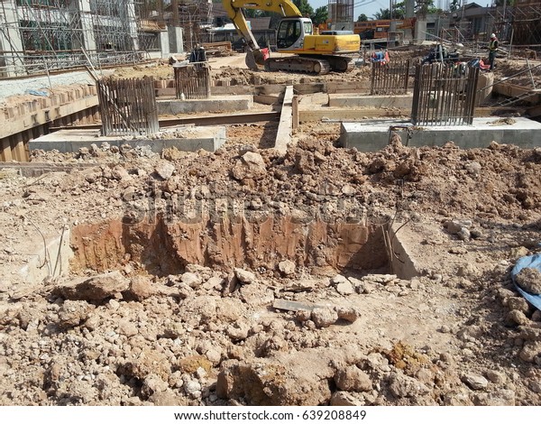 Foundation Work Include Building Piling Works 库存照片（立即编辑）639208849