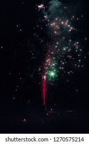 284 imágenes de Fireworks going off - Imágenes, fotos y vectores de ...