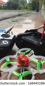 9 Microdrones Images, Stock Photos & Vectors | Shutterstock