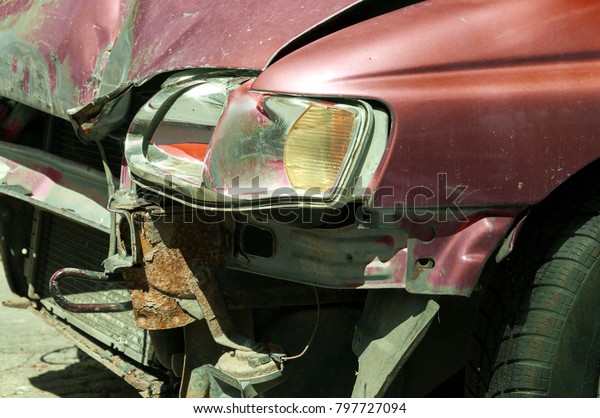 Front Side Broken Damaged Red Car Stock Photo 797727094 | Shutterstock