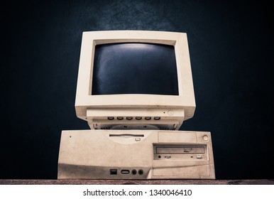 Front Side Old Obsolete Computer On 스톡 사진 1340046410 | Shutterstock