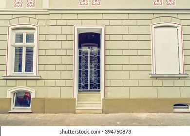 727 Generic store front view Images, Stock Photos & Vectors | Shutterstock