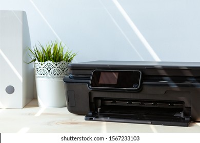 275 Printer front view Stock Photos, Images & Photography | Shutterstock