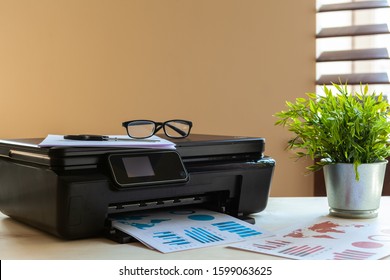 275 Printer front view Stock Photos, Images & Photography | Shutterstock