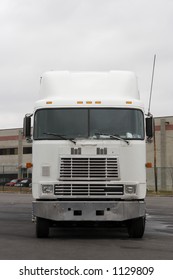 3,194 Tractor trailer front Images, Stock Photos & Vectors | Shutterstock