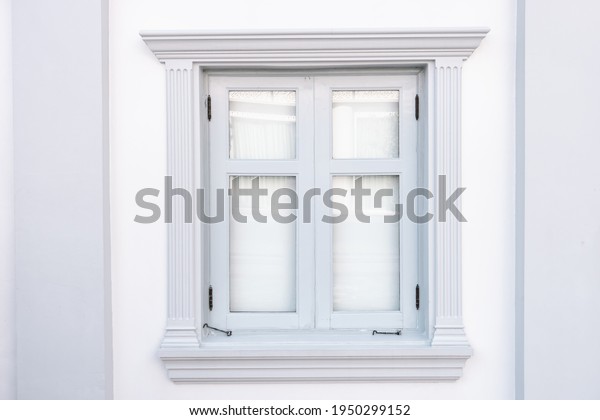 Front View Window Vintage Styles Exterior Stock Photo 1950299152 ...