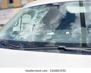 Front Window Van Broken By Rock Stock Photo 2164851933 | Shutterstock