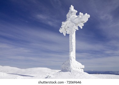 136,925 Cross On Snow Images, Stock Photos & Vectors | Shutterstock
