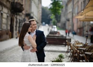 Full Length Side View Couple Embracing Stock Photo 1289001025 ...