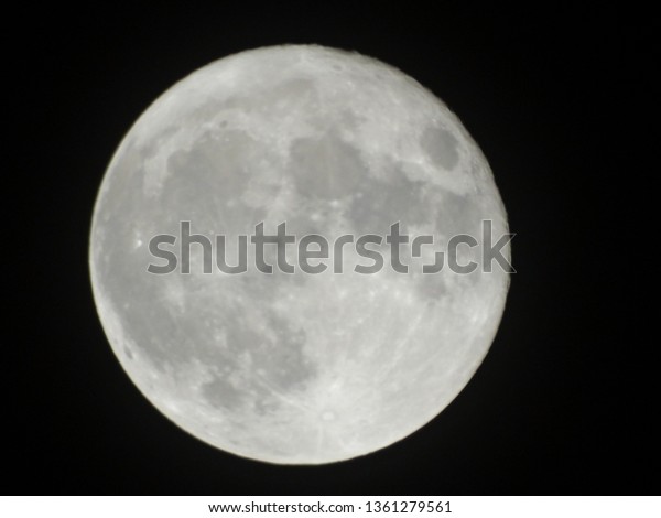 Full Moon Before Eclipse Stock Photo 1361279561 | Shutterstock