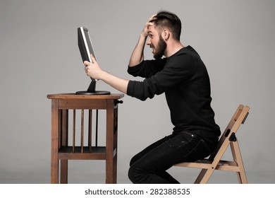 Funny Crazy Man Using Computer On 스톡 사진 282388535 | Shutterstock
