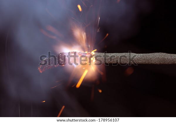 Photo de stock Fuse Burning 178956107 | Shutterstock