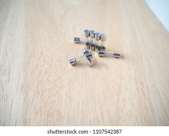 109 Overcurrent protection device Images, Stock Photos & Vectors ...