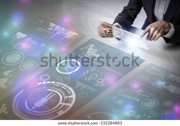 futuristico tablet PC e concetto di interfaccia utente grafica ...