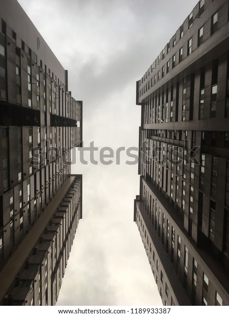 Gap Between Two Buildings Stock Photo 1189933387 | Shutterstock