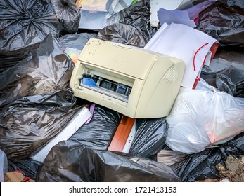 816 Printer malfunction Images, Stock Photos & Vectors | Shutterstock