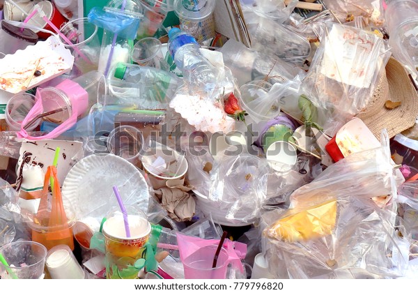 Basura, desperdicios, residuos plásticos, basura Botella plástica ...
