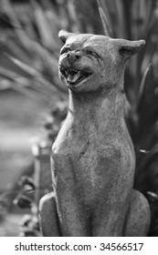 93 Gargoyle cat Images, Stock Photos & Vectors | Shutterstock