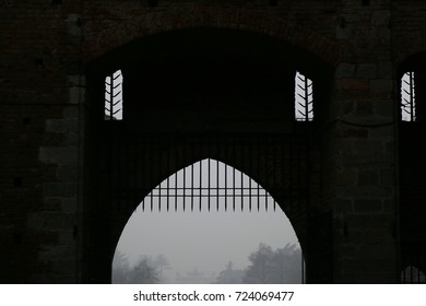 178,164 Medieval gates Images, Stock Photos & Vectors | Shutterstock