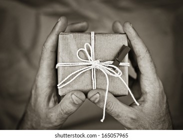 20,374 Black Hand Giving Gifts Images, Stock Photos & Vectors ...