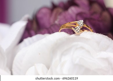 Gold Ring Stock Photo 696260119 | Shutterstock
