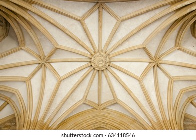 Gothic Cathedral Ceiling Stock Photo 634118546 | Shutterstock