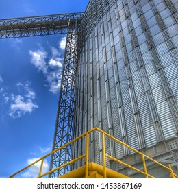 Grain Bin Support Structures Stock Photo 1453867169 | Shutterstock